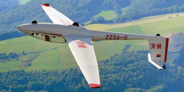 Segelflug-Ausbildung und Weiterbildung - Fliegerschule Wasserkuppe